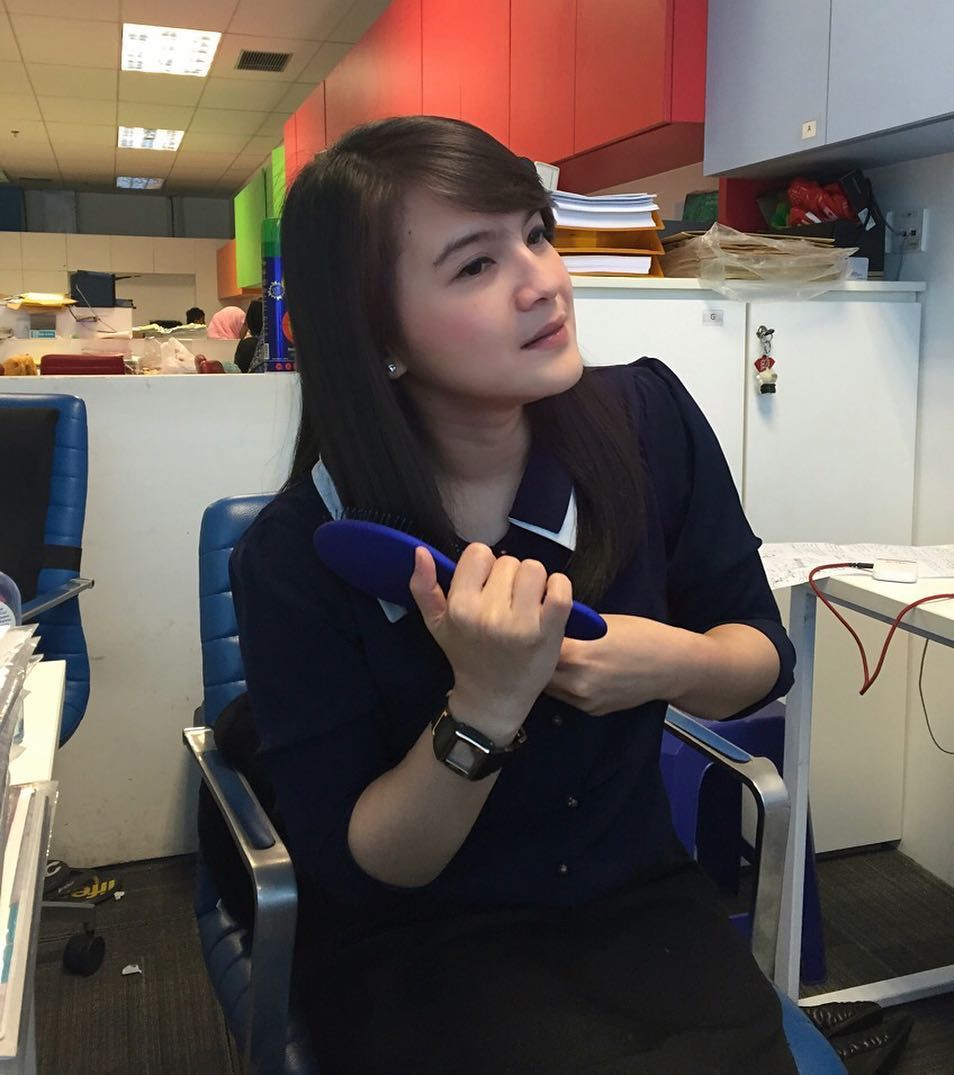 Dulu Ratu FTV, Kini Sarah Safitri Jadi Pekerja Kantoran dan Telah ...